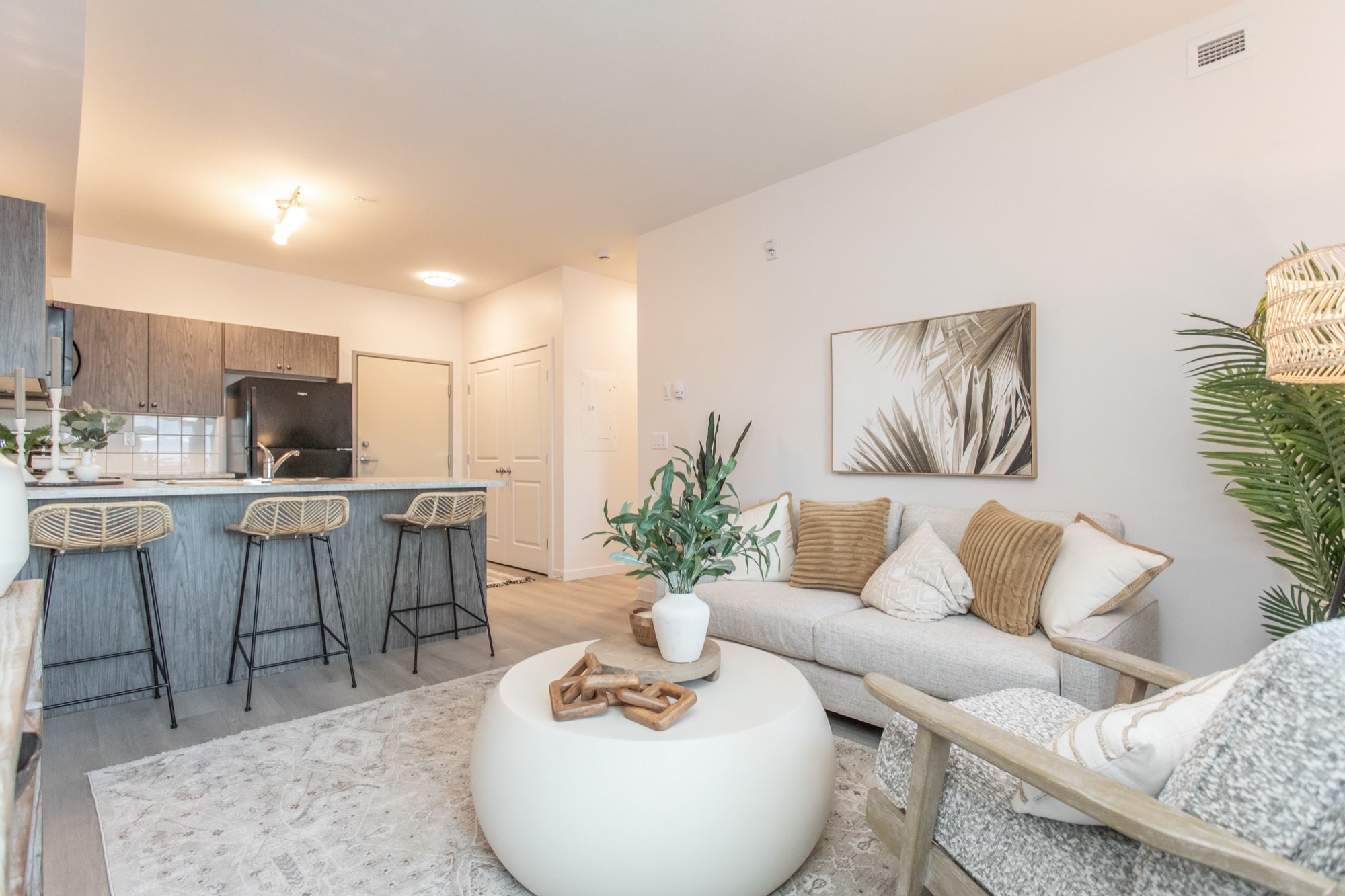 Timber Pointe - 1 Bed 1 Bath | Laebon Rental Communities